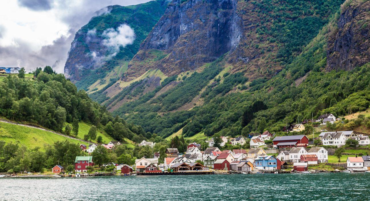 Flybilletter fra Bergen (BGO) | airBaltic